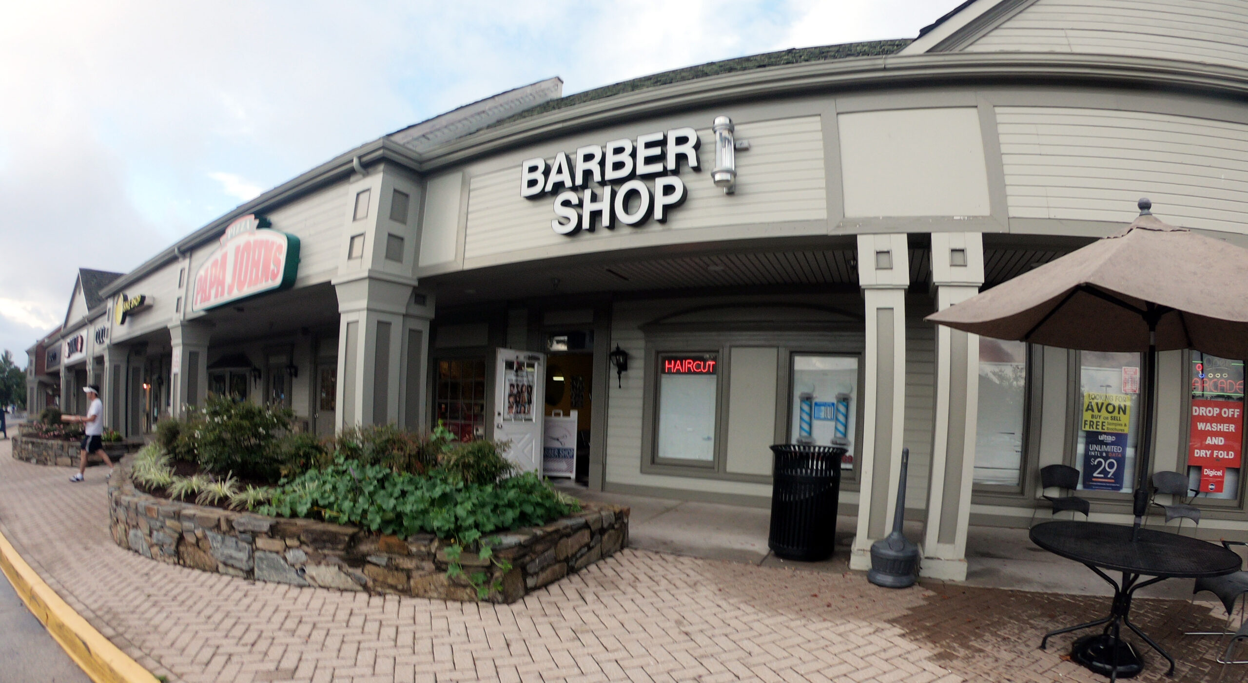 Centreville Barbershop – Stylists specializing in the cutting edge Men ...